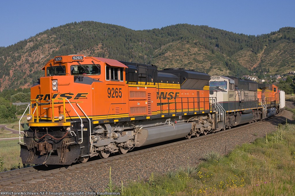 BNSF 9265